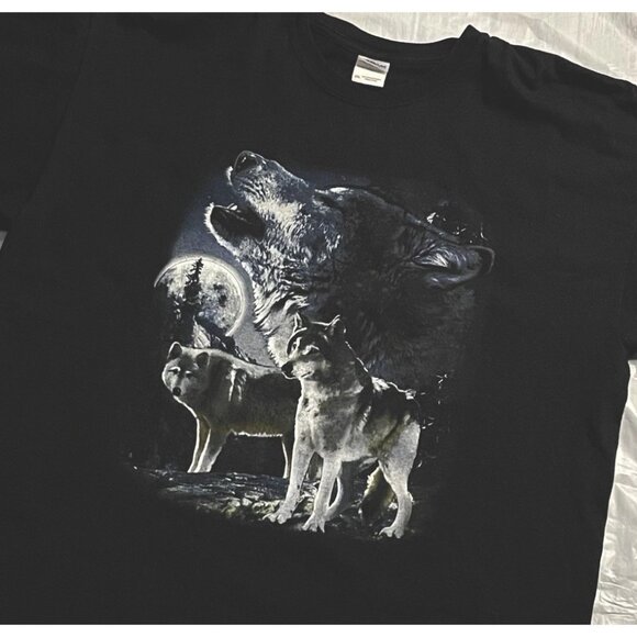 Gildan | Shirts | Vintage 9s Y2k Howling Wolf T Shirt Mens Xxl Outdoors ...